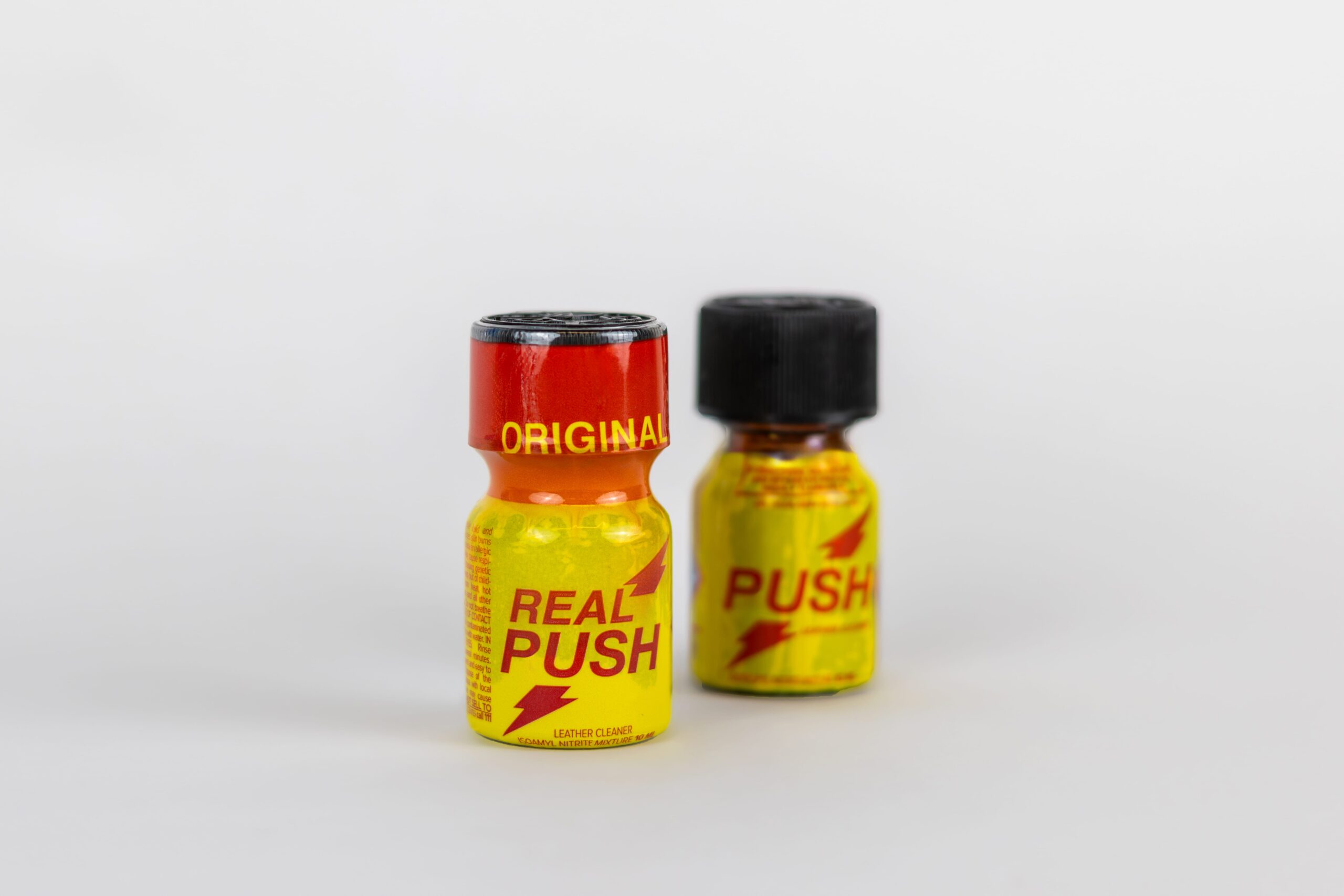 Wat zijn poppers? - Effecten, werking en risico's - DRUGSinfo